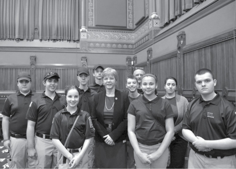 Suffield Police Explorers Visit State Capitol - The Suffield Observer